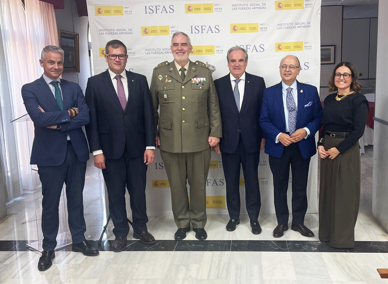 ISFAS y el Consejo General de Farmacéuticos inician en Extremadura el ...